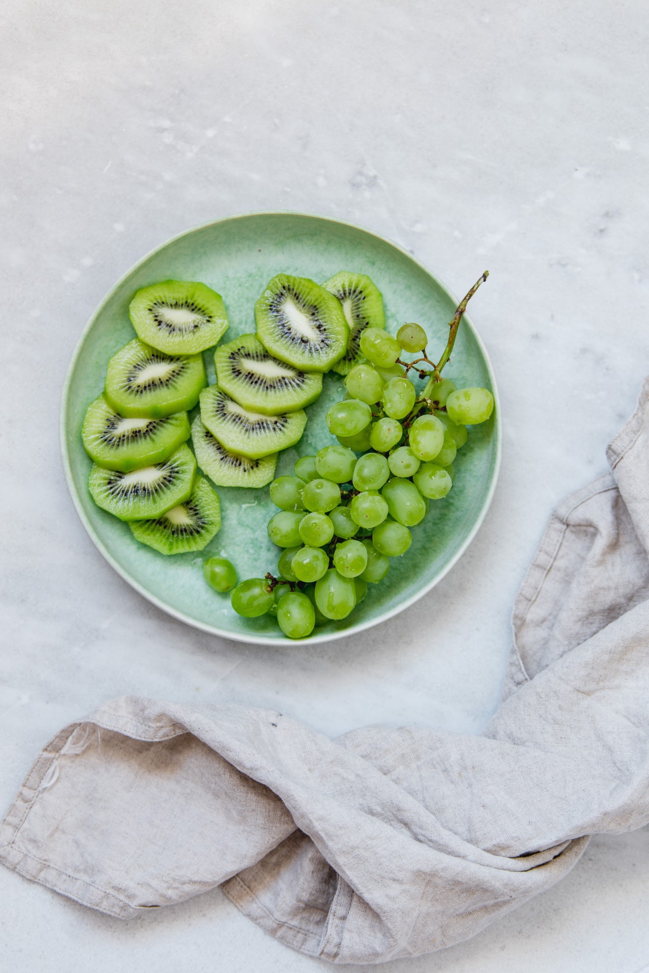 Detox kiwi-druiven drankje
